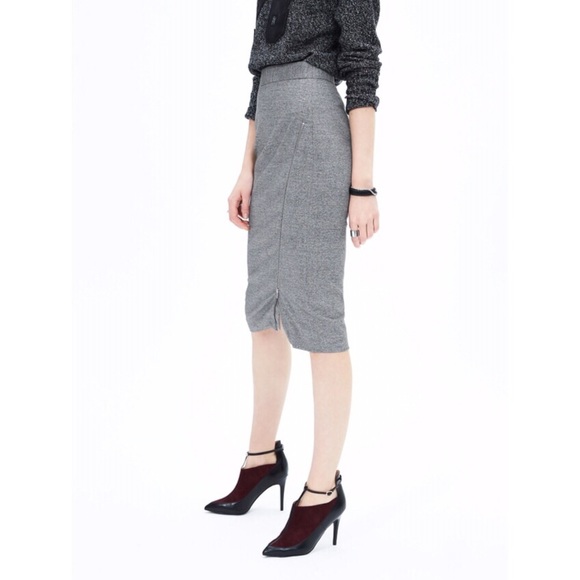 Banana Republic | Skirts | Banana Republic Zipper Pencil Skirt | Poshmark
